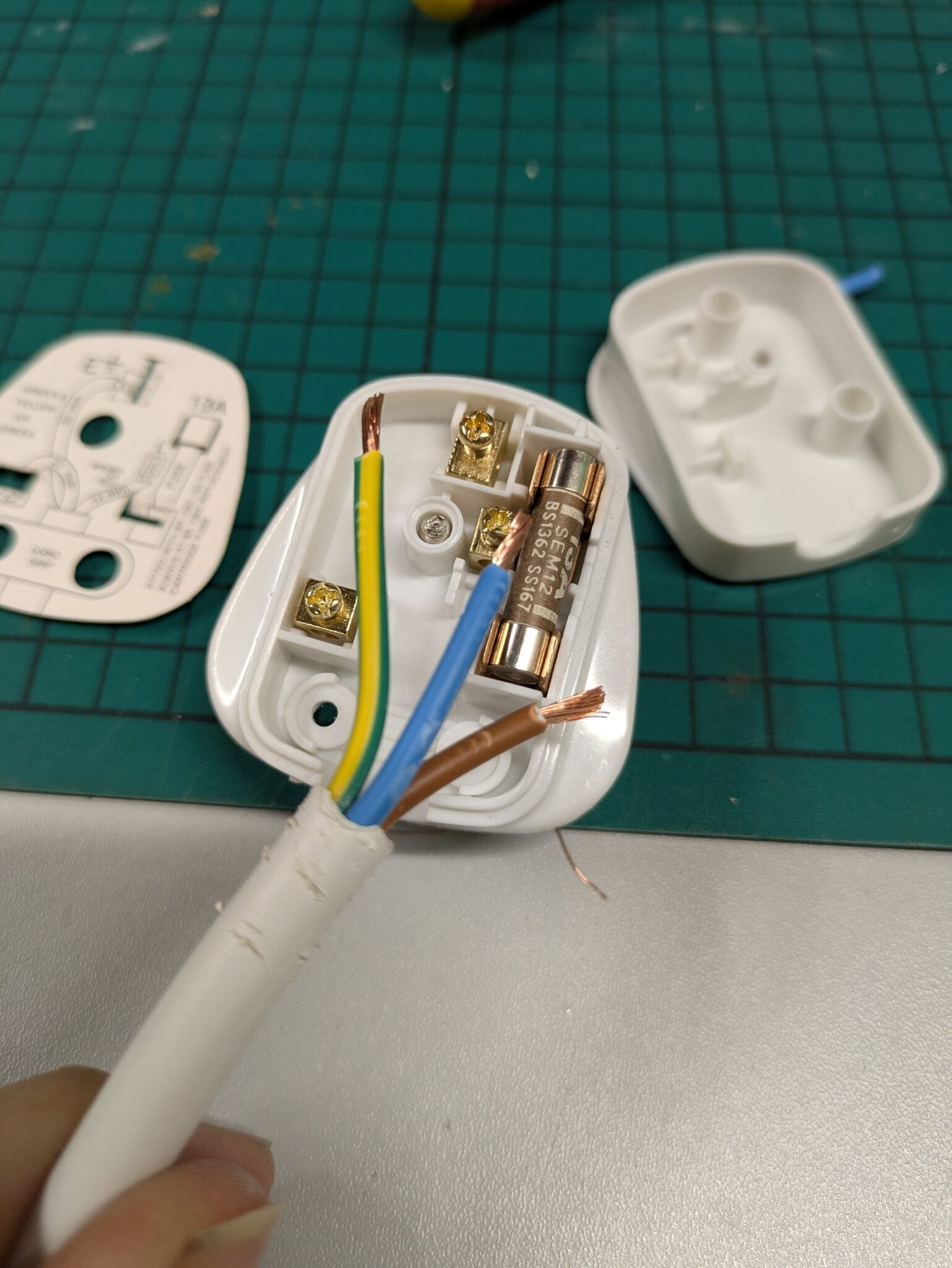 Learn to Wire a Plug (Engineers Week Edition) – Workshop at TOG – Tog ...