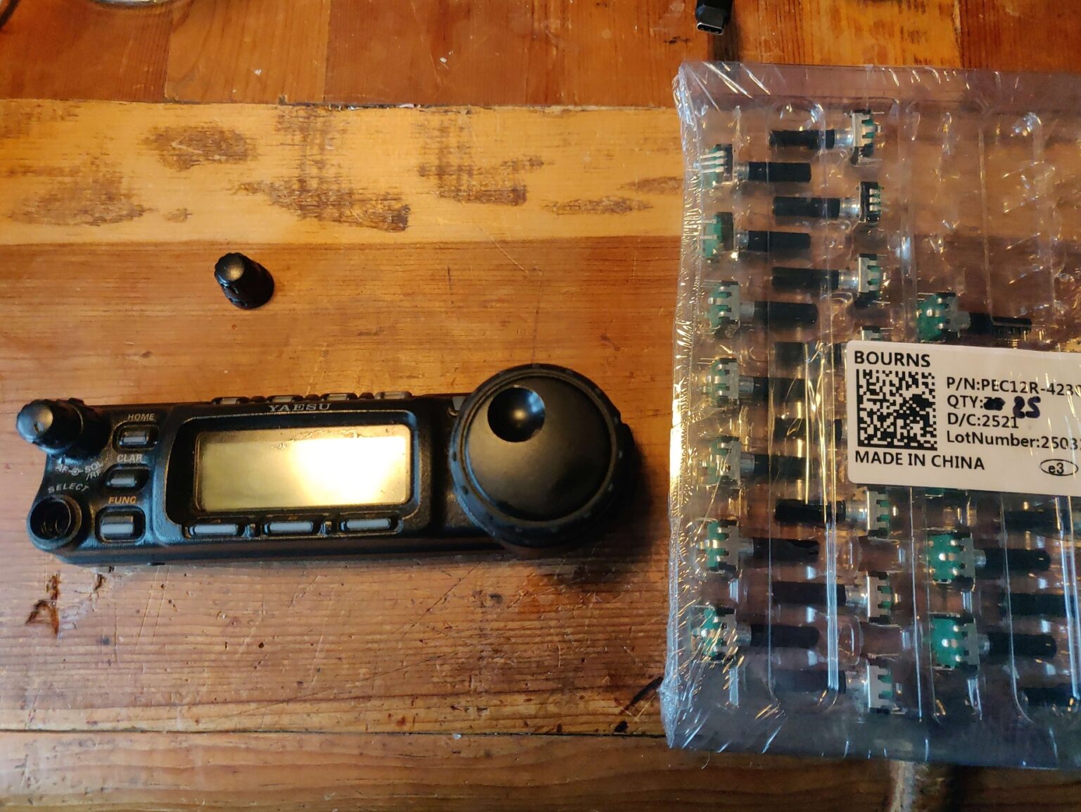 Back On Air: Repairing a Broken Encoder on a Yaesu FT-857 – Tog Hackerspace